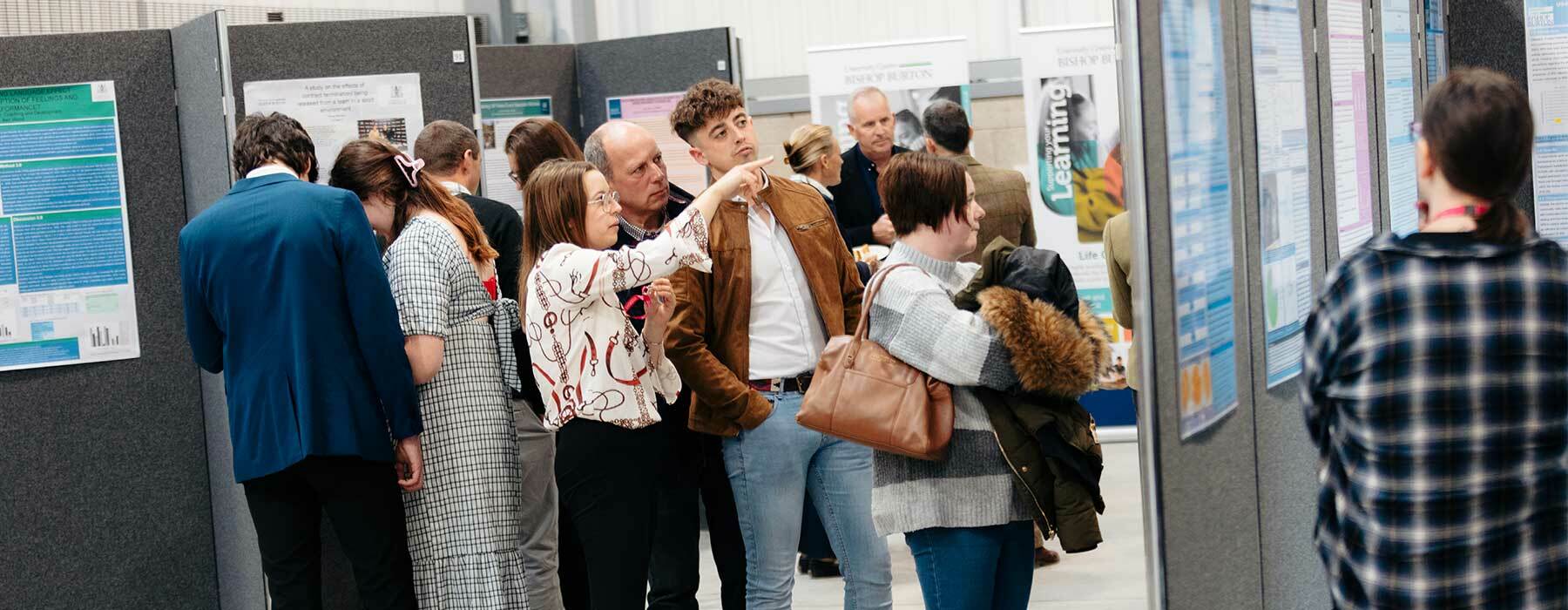 FdSc Applied Canine Behaviour and Training | Bishop Burton College